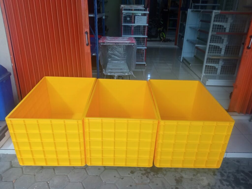 Container Box Besar Plastik Industri Rabbit Tipe 7099