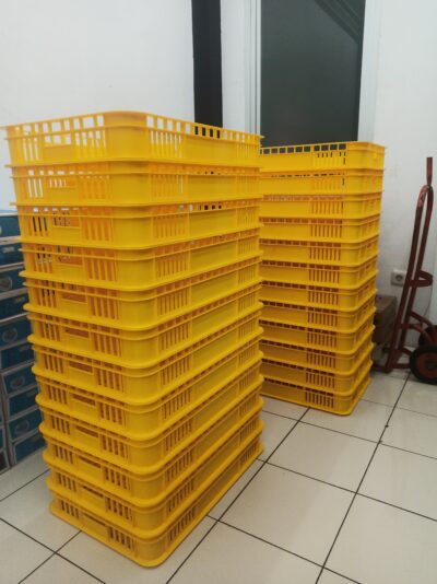 CONTAINER BOX PLASTIK KERANJANG KONTAINER INDUSTRI SERBAGUNA